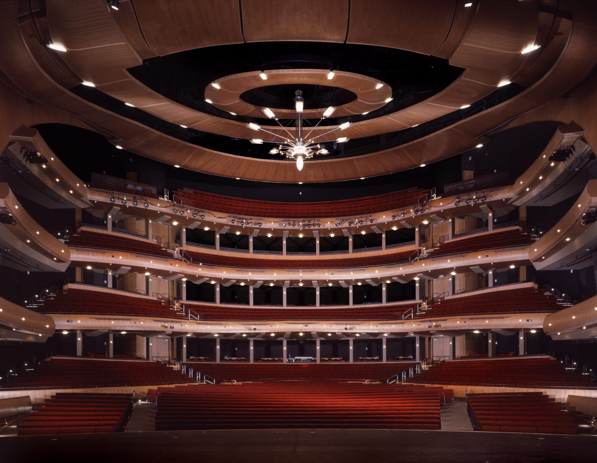 13 Best Ballet Theaters In the United States to Watch a Performance